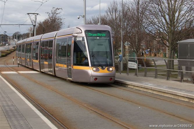 Luas and Dublin Bus – The Gallops Estate